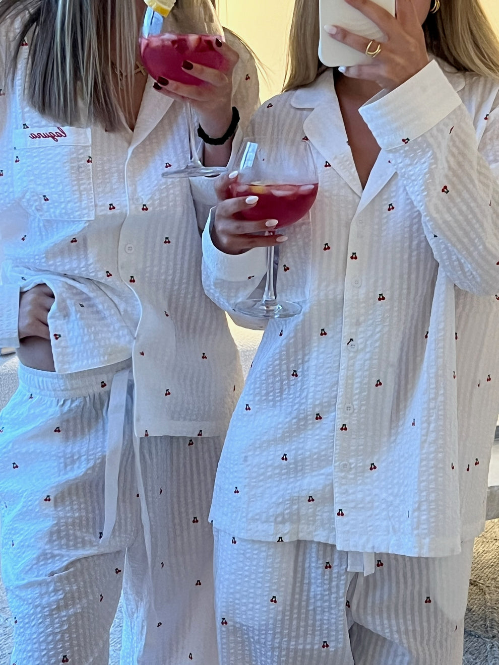 Long sleep set in 'Cherries' – LAGUNA co